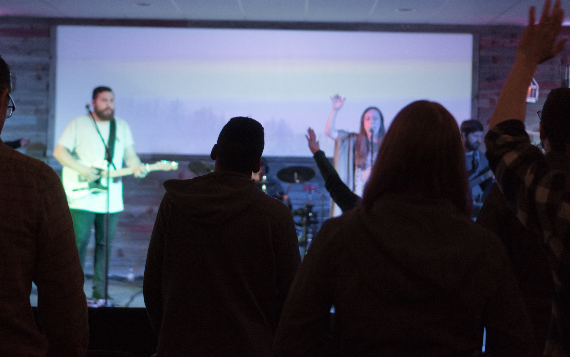 Overflow Church | Encounter Jesus | Grand Prairie, TX